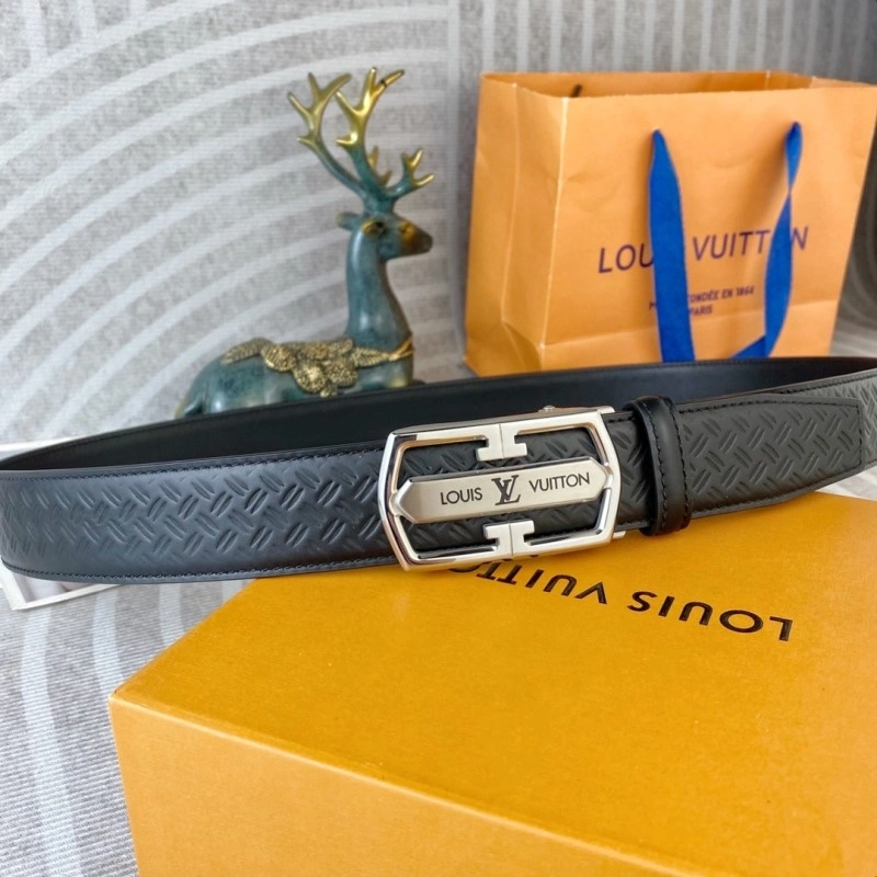Top mirror Louis Vuitton Belts