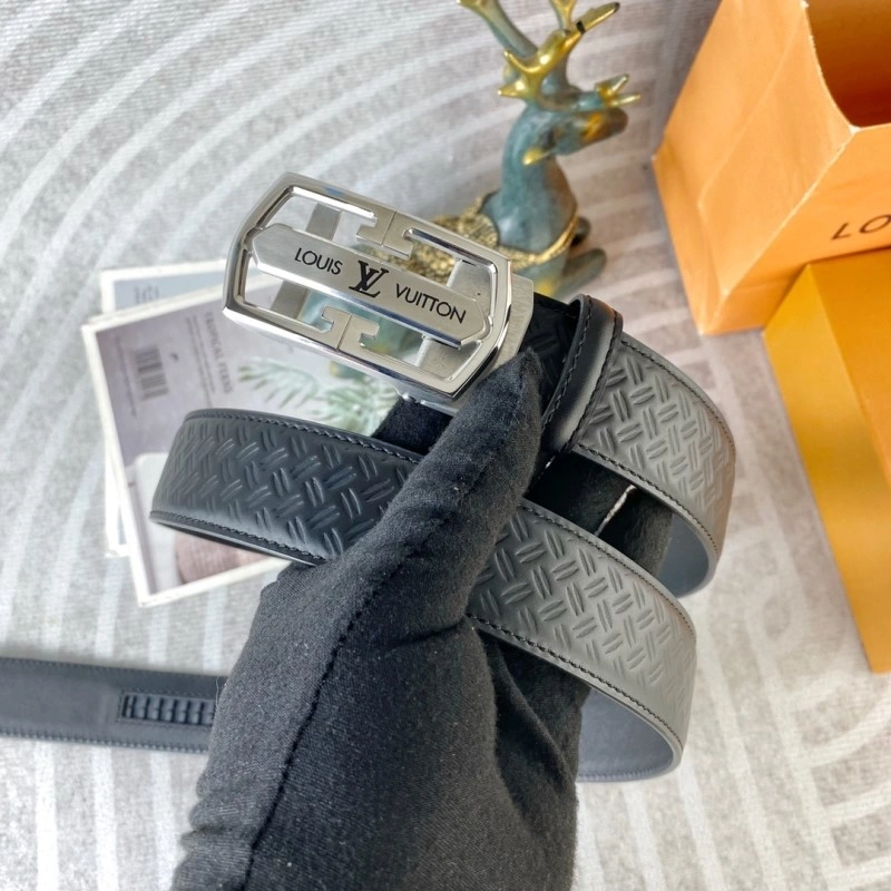 Top mirror Louis Vuitton Belts