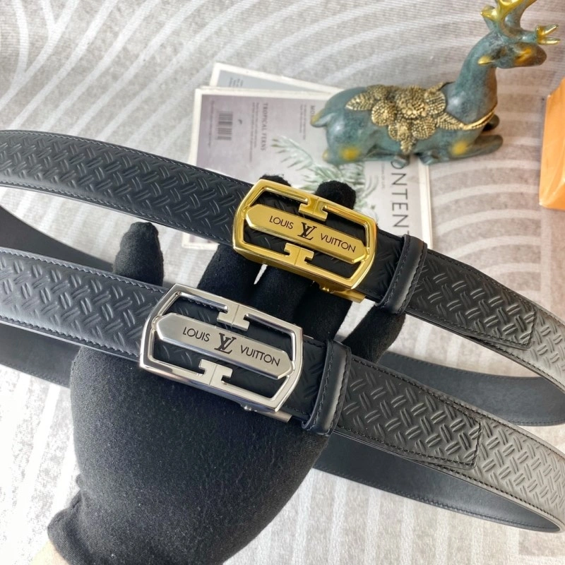 Top mirror Louis Vuitton Belts
