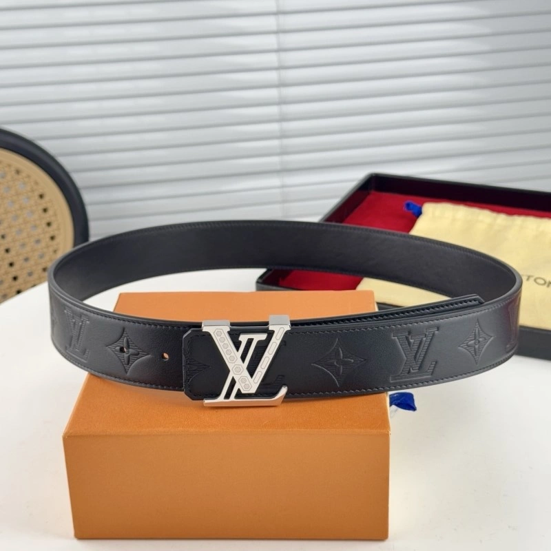 Low-cost Louis Vuitton Belts
