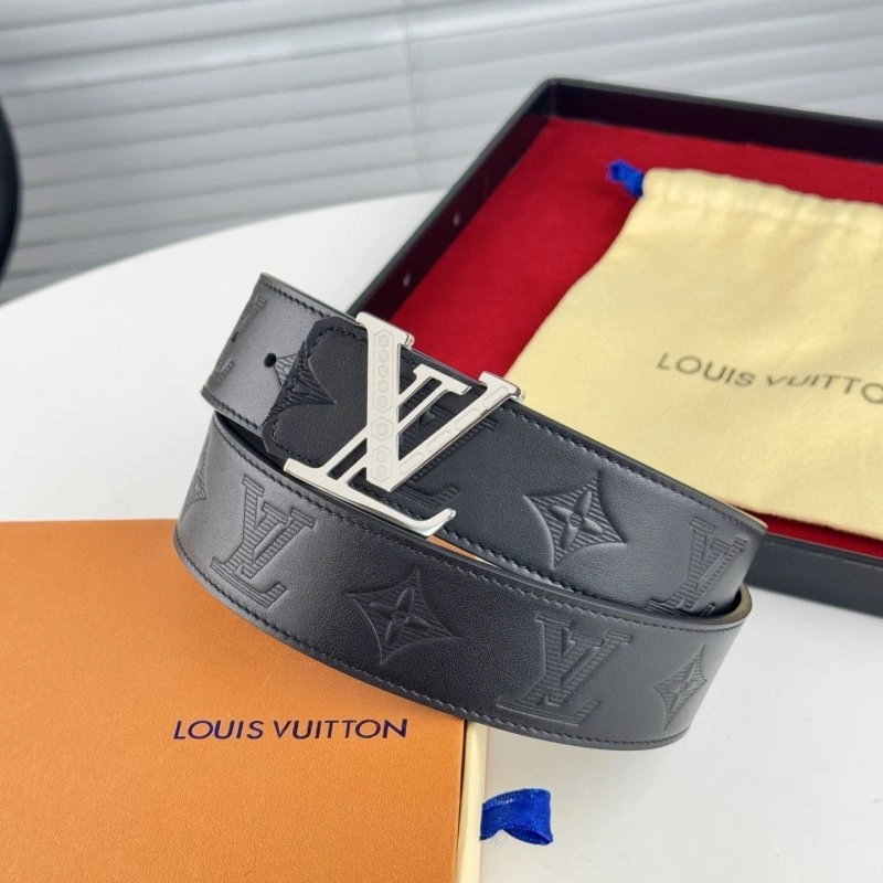Low-cost Louis Vuitton Belts