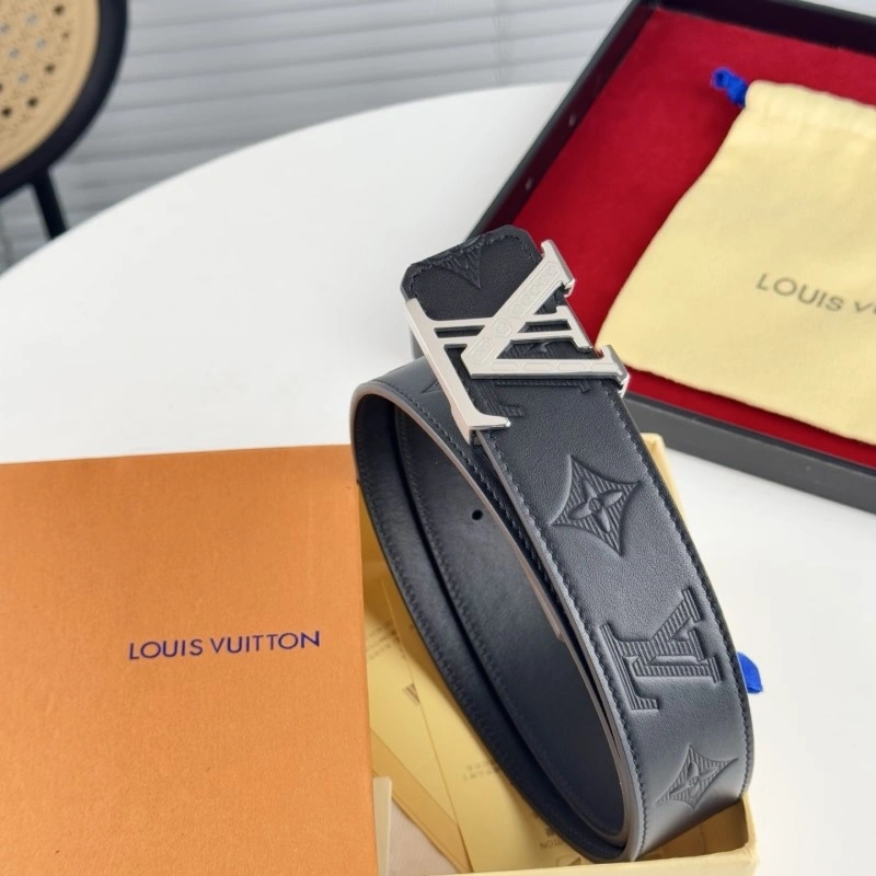 Low-cost Louis Vuitton Belts
