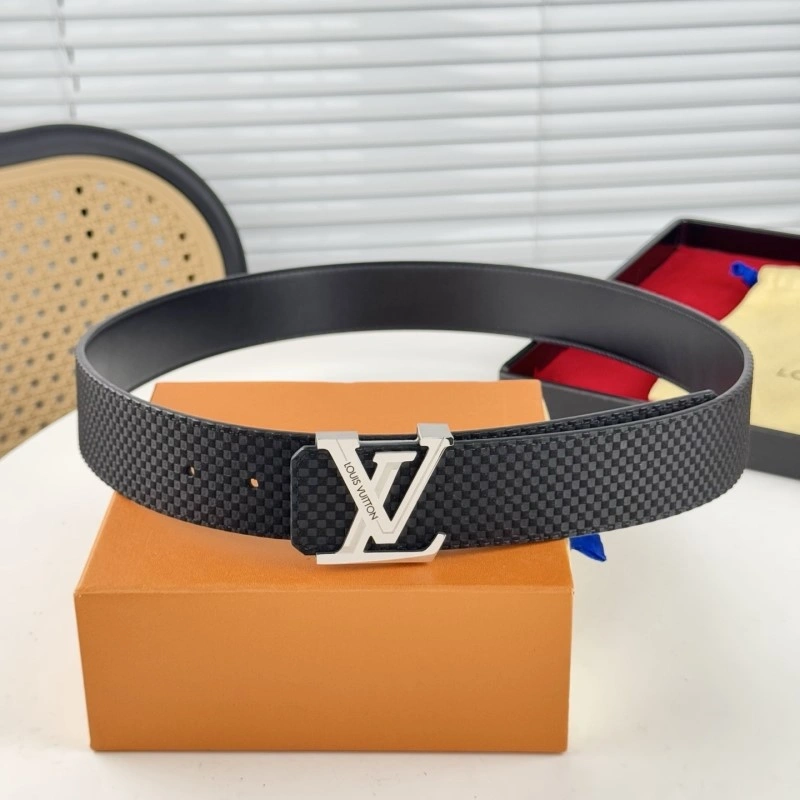 Low-cost Louis Vuitton Belts