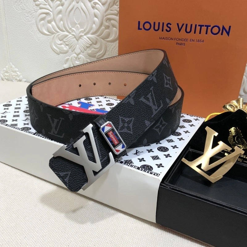 Top mirror Louis Vuitton Belts