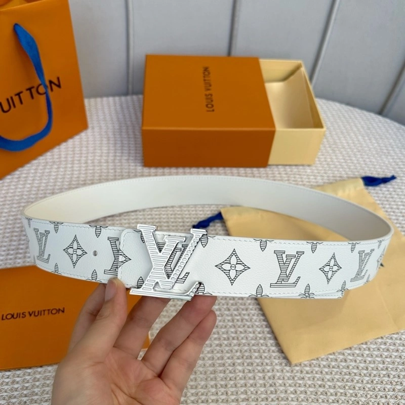 Top mirror Louis Vuitton Belts