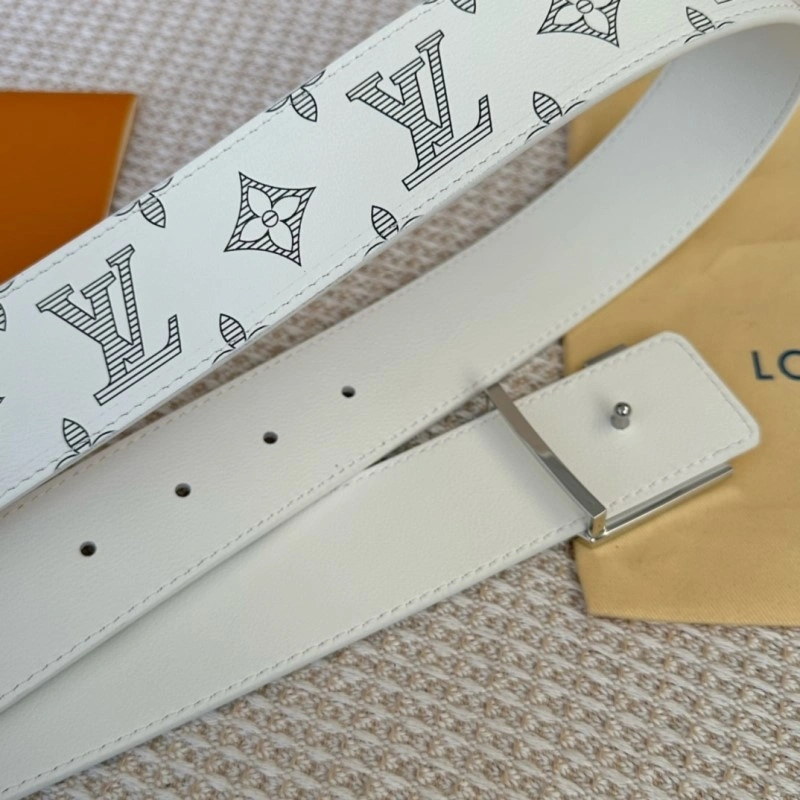 Top mirror Louis Vuitton Belts
