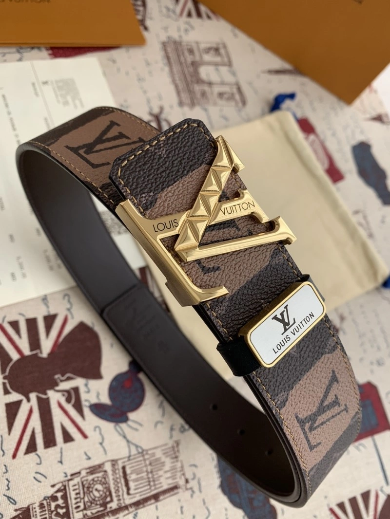 Top mirror Louis Vuitton Belts