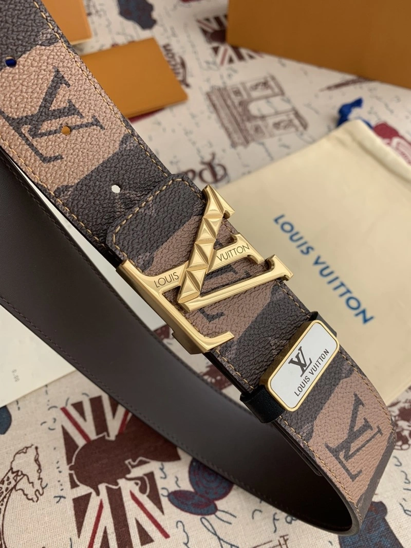 Top mirror Louis Vuitton Belts