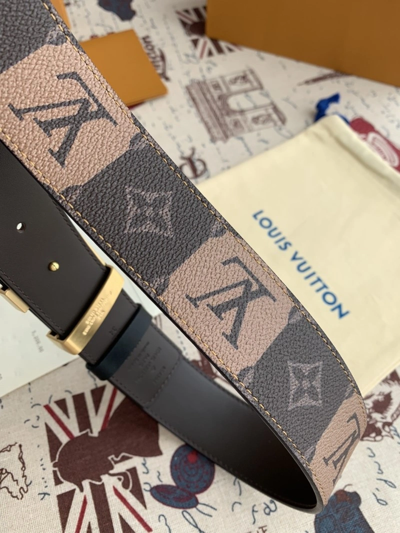 Top mirror Louis Vuitton Belts