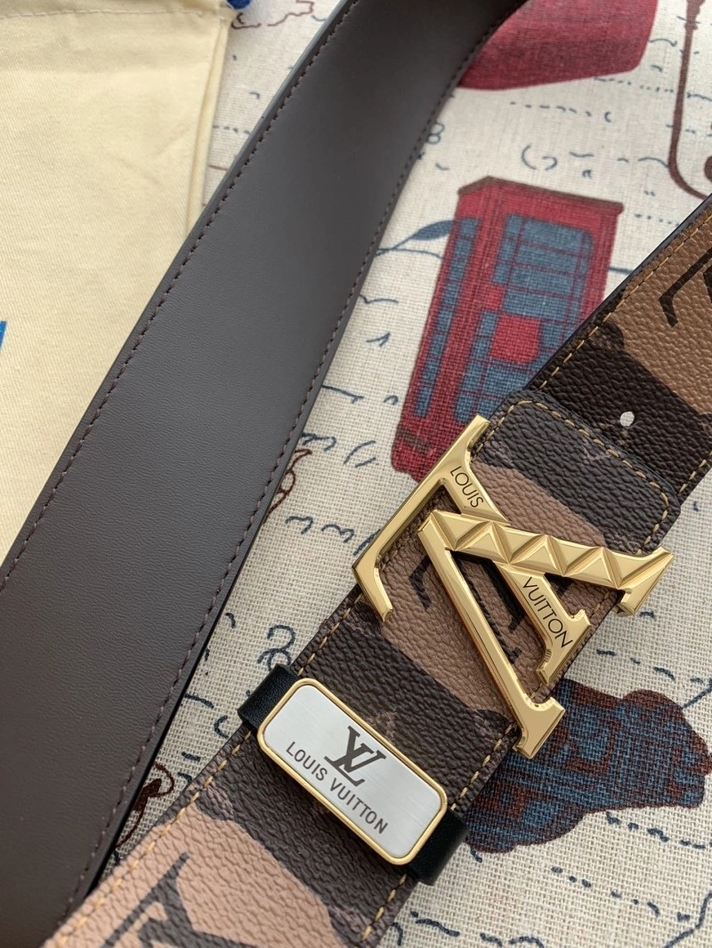 Top mirror Louis Vuitton Belts