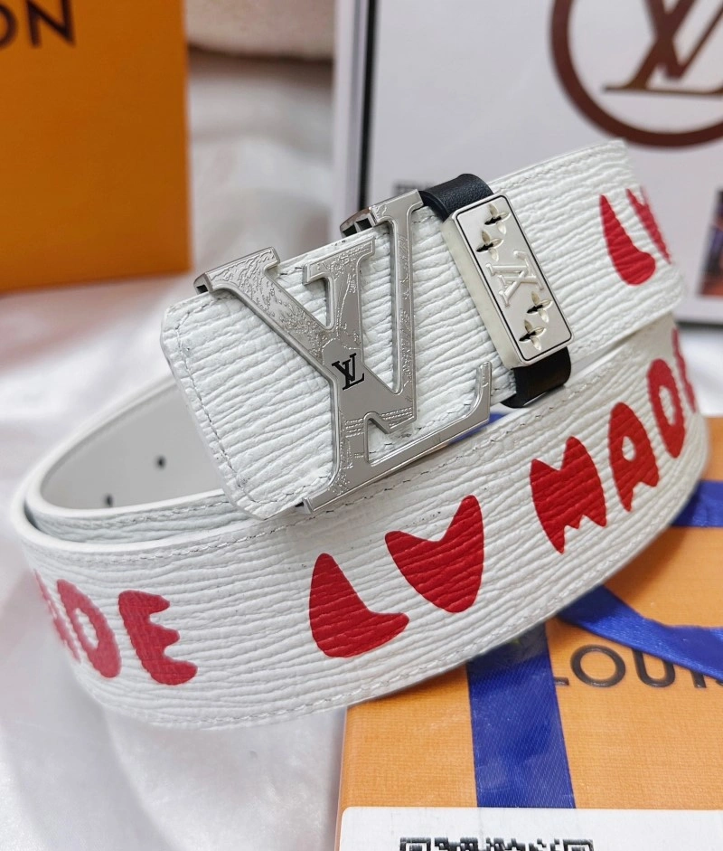 Top mirror Louis Vuitton Belts