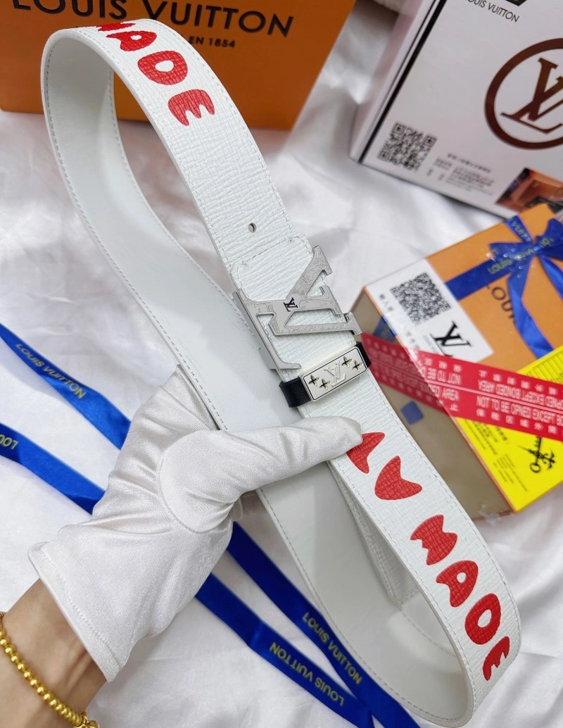 Top mirror Louis Vuitton Belts