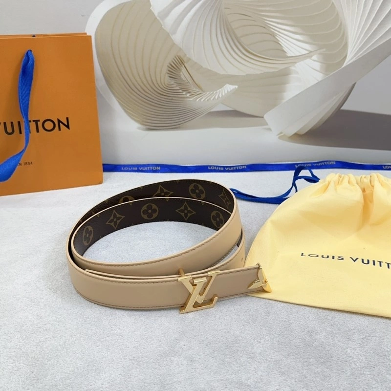 Low-cost Louis Vuitton Belts