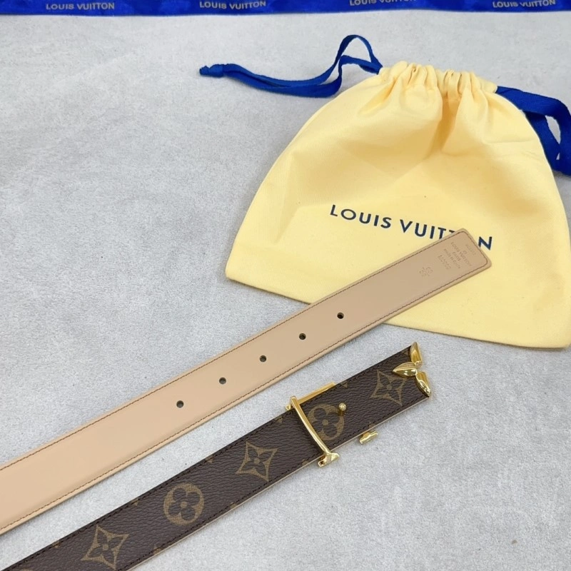 Low-cost Louis Vuitton Belts