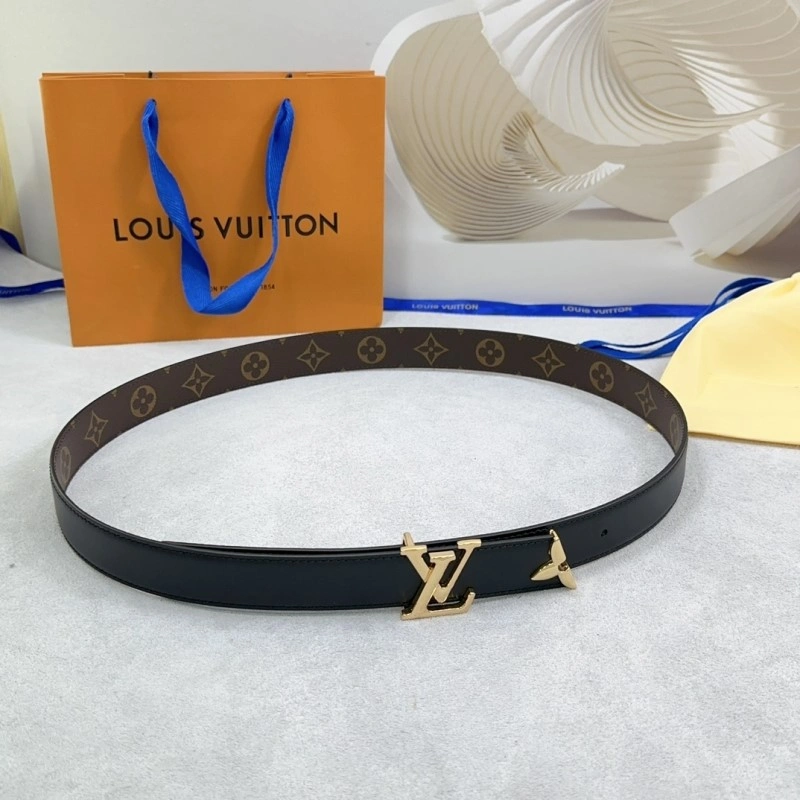 Low-cost Louis Vuitton Belts