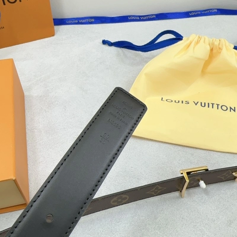 Low-cost Louis Vuitton Belts
