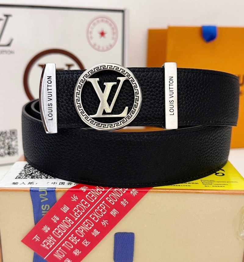 Accurate model Louis Vuitton Belts