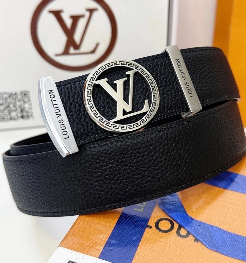 Accurate model Louis Vuitton Belts