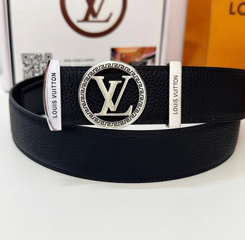 Accurate model Louis Vuitton Belts