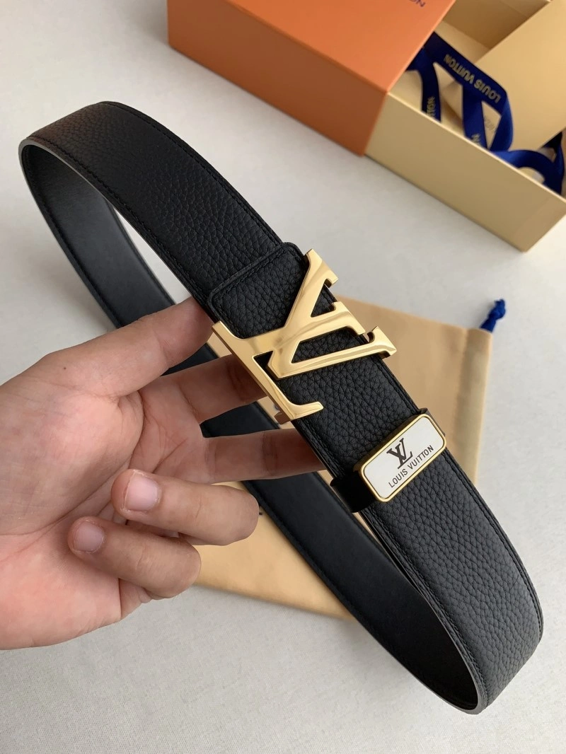 Top mirror Louis Vuitton Belts