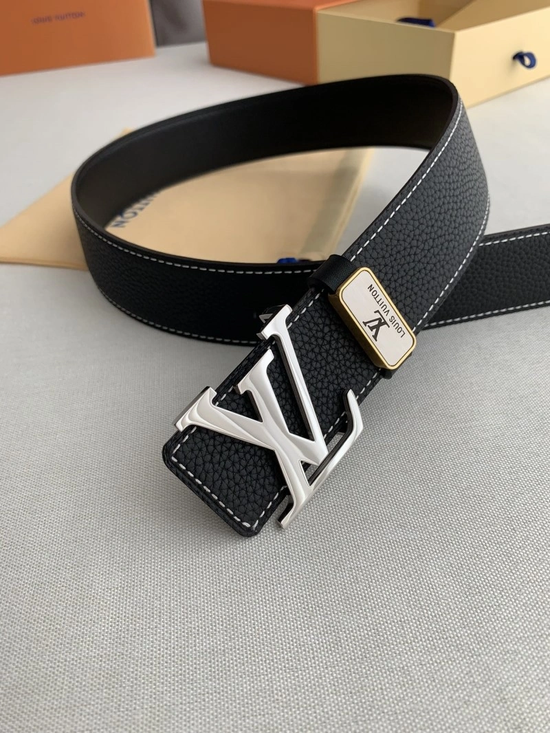 Top mirror Louis Vuitton Belts