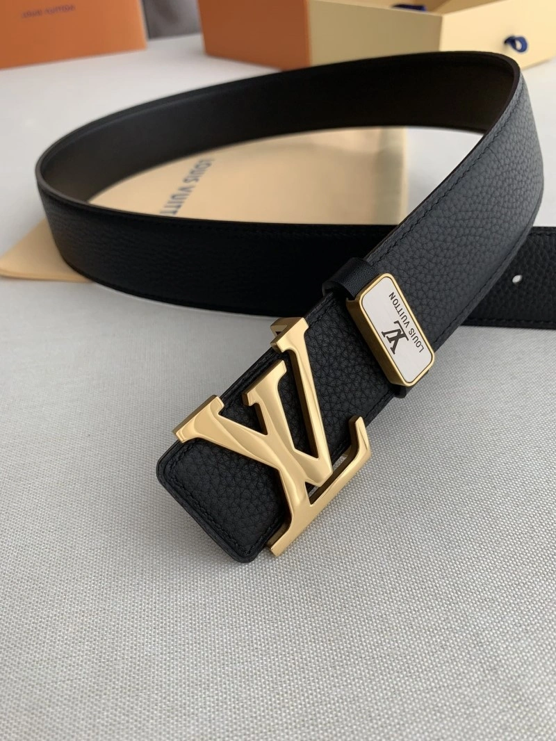 Top mirror Louis Vuitton Belts