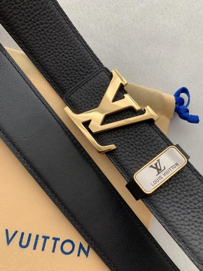 Top mirror Louis Vuitton Belts