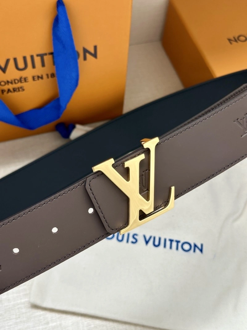 Top mirror Louis Vuitton Belts