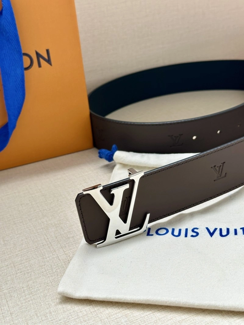 Top mirror Louis Vuitton Belts