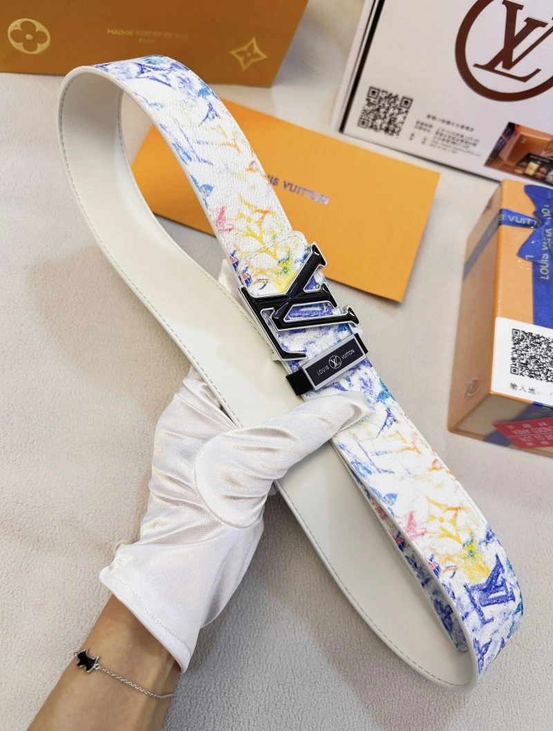 Low-cost Louis Vuitton Belts