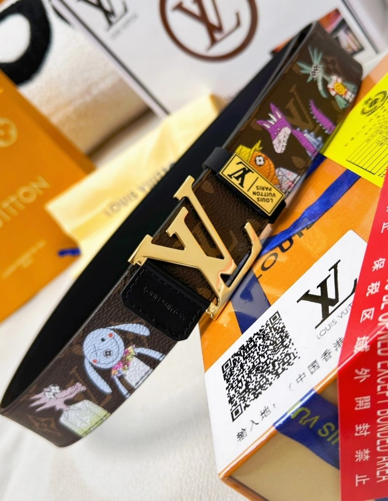 Top mirror Louis Vuitton Belts