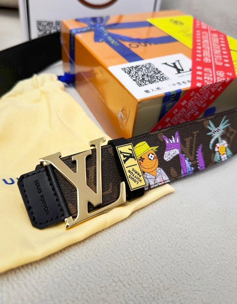 Top mirror Louis Vuitton Belts