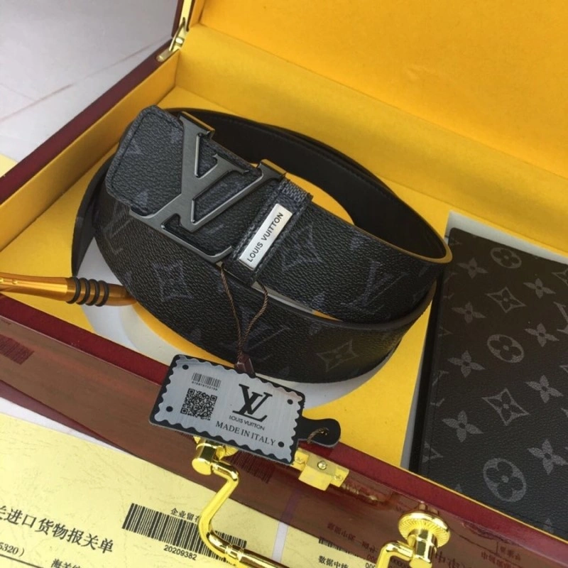 Accurate model Louis Vuitton Belts