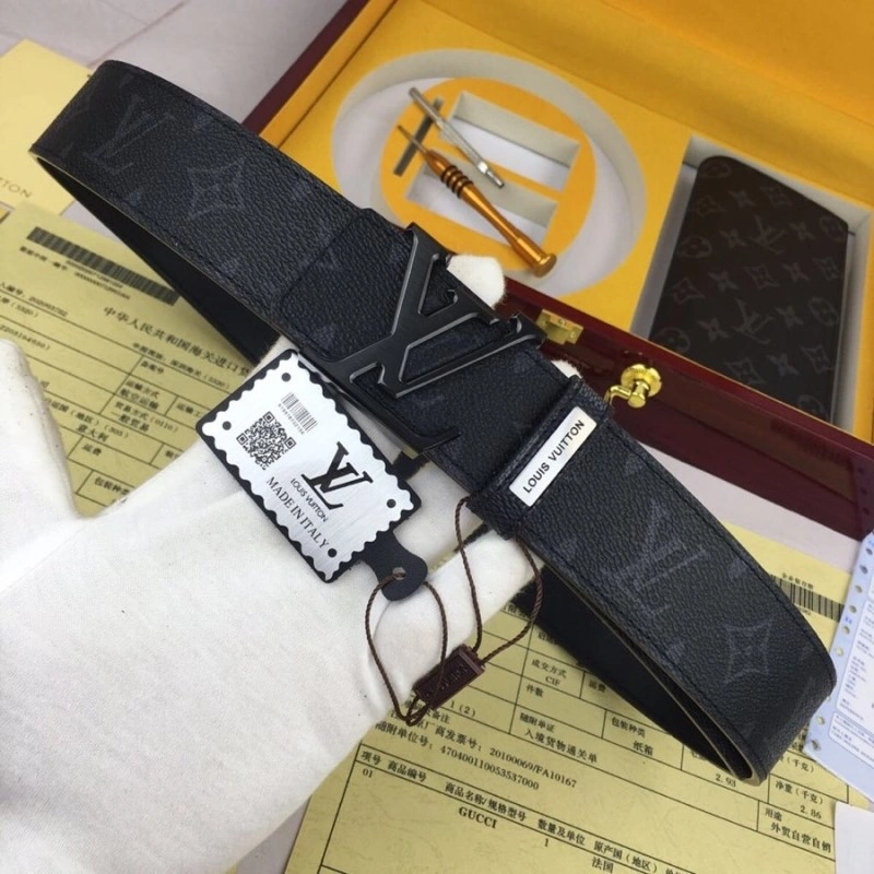 Accurate model Louis Vuitton Belts