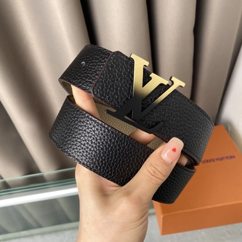 Accurate model Louis Vuitton Belts