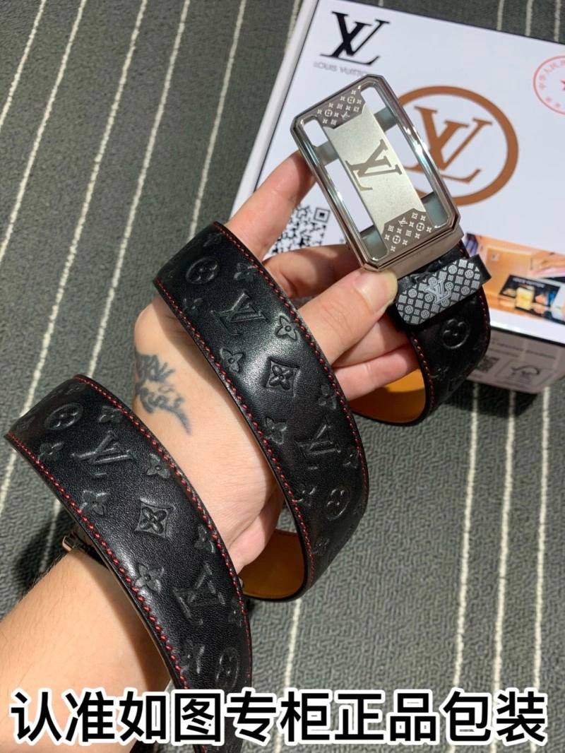 Accurate model Louis Vuitton Belts