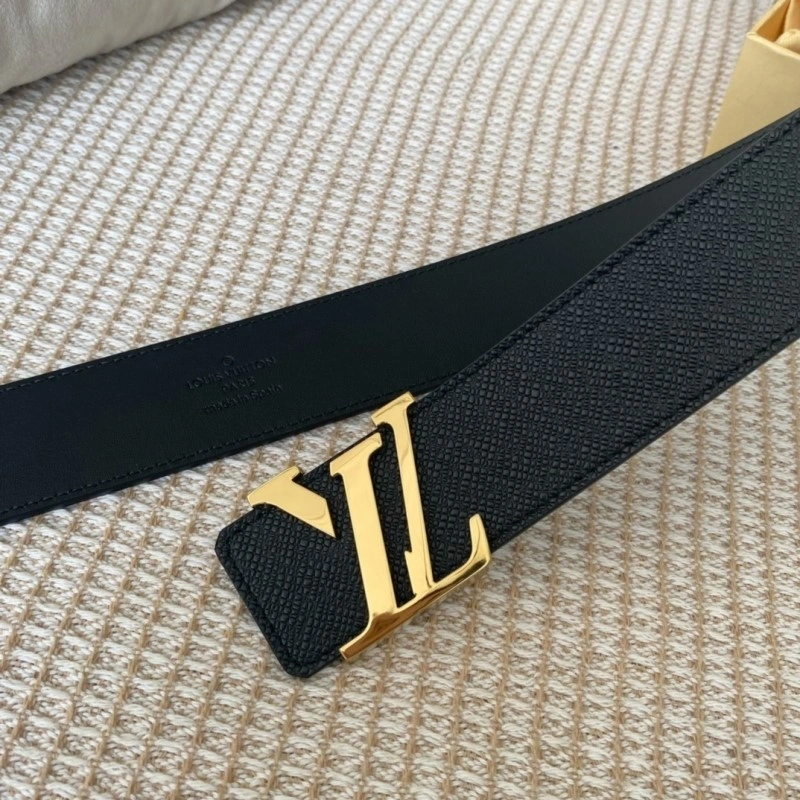 Accurate model Louis Vuitton Belts