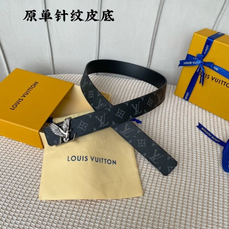 Top mirror Louis Vuitton Belts