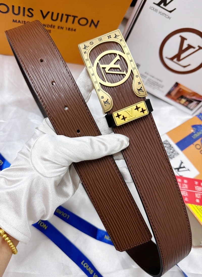 Top mirror Louis Vuitton Belts