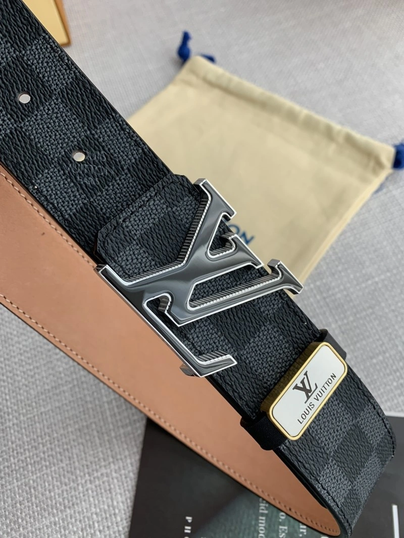 Accurate model Louis Vuitton Belts