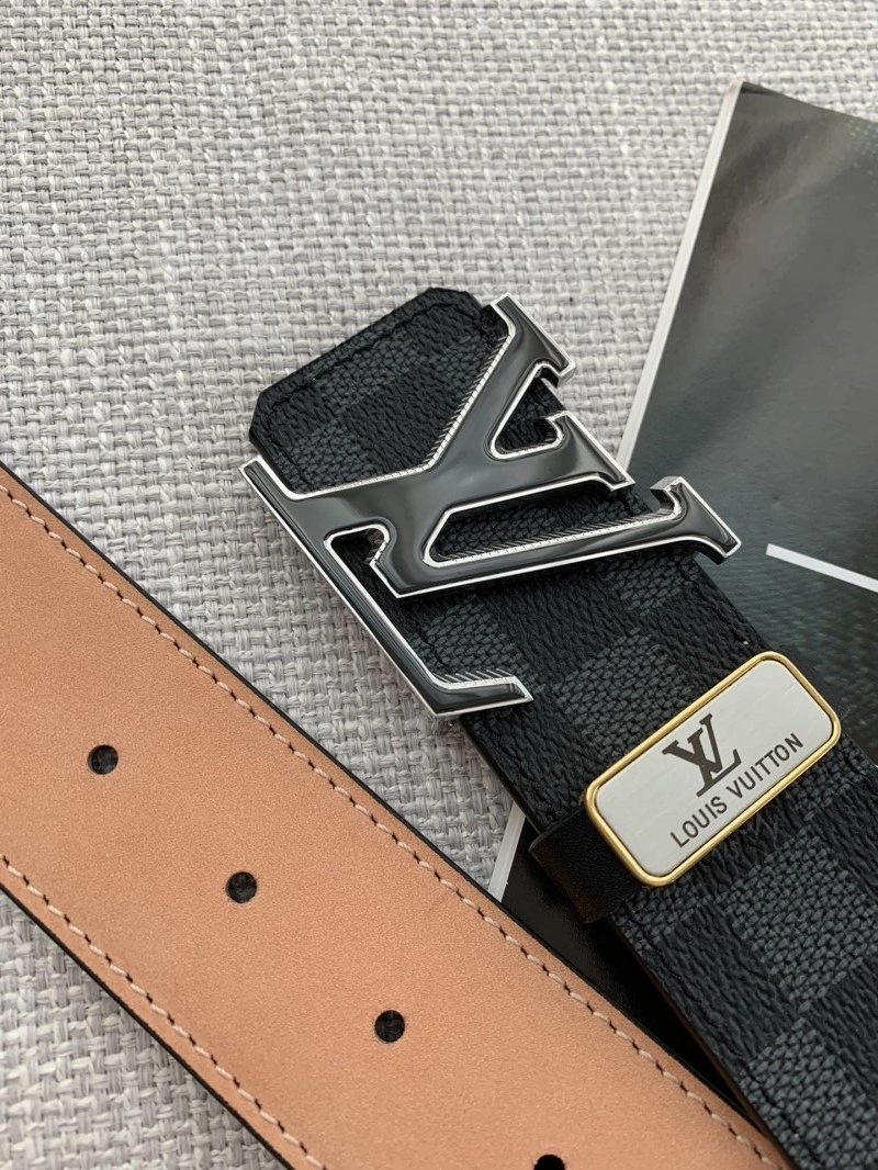 Accurate model Louis Vuitton Belts