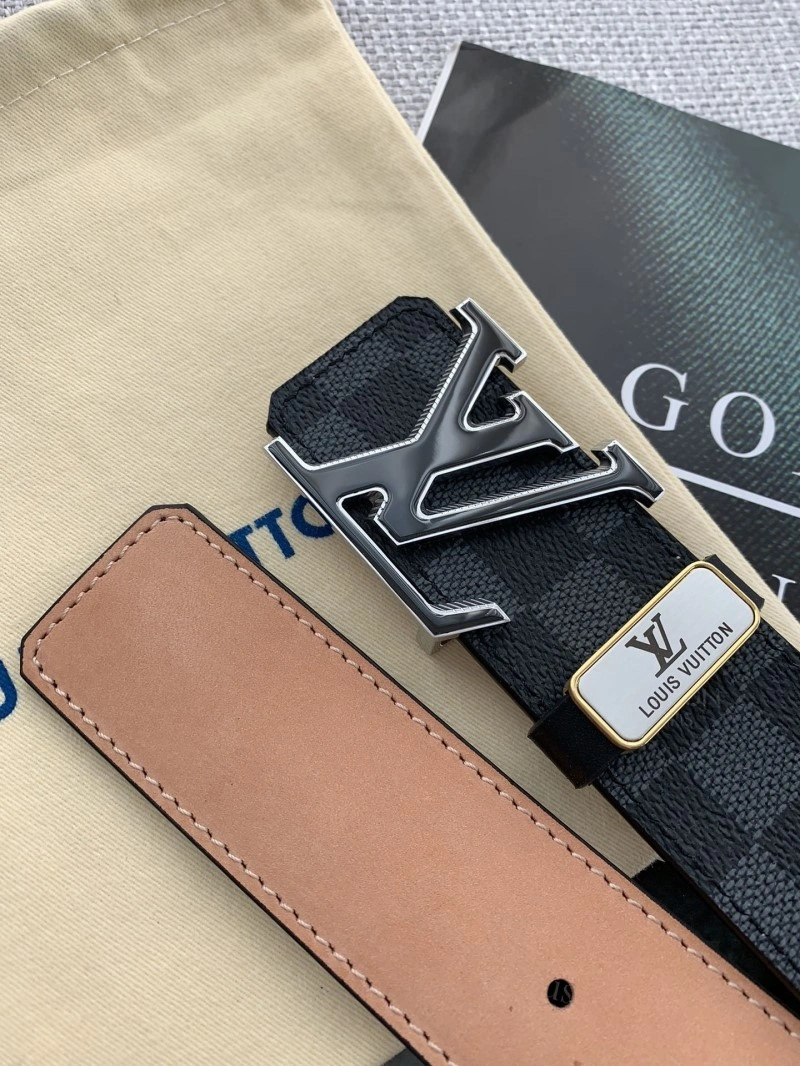 Accurate model Louis Vuitton Belts