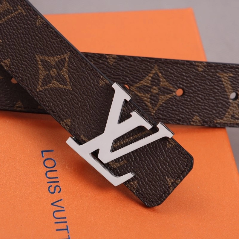 Low-cost Louis Vuitton Belts