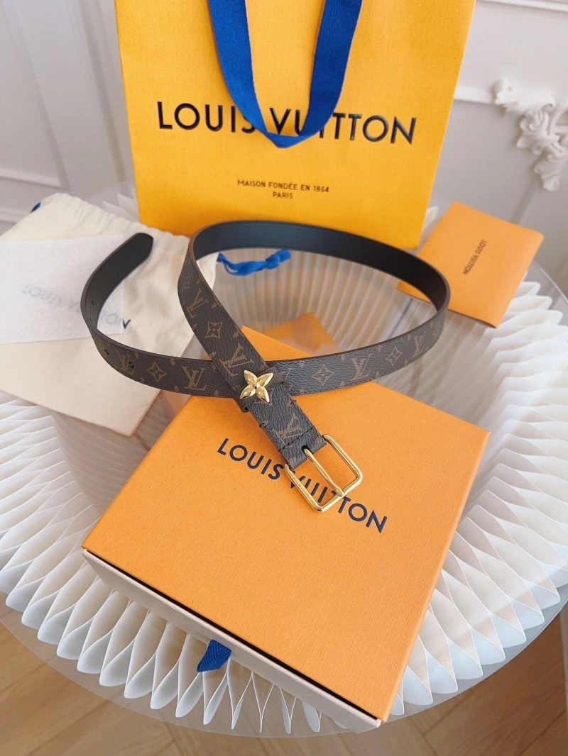 Low-cost Louis Vuitton Belts
