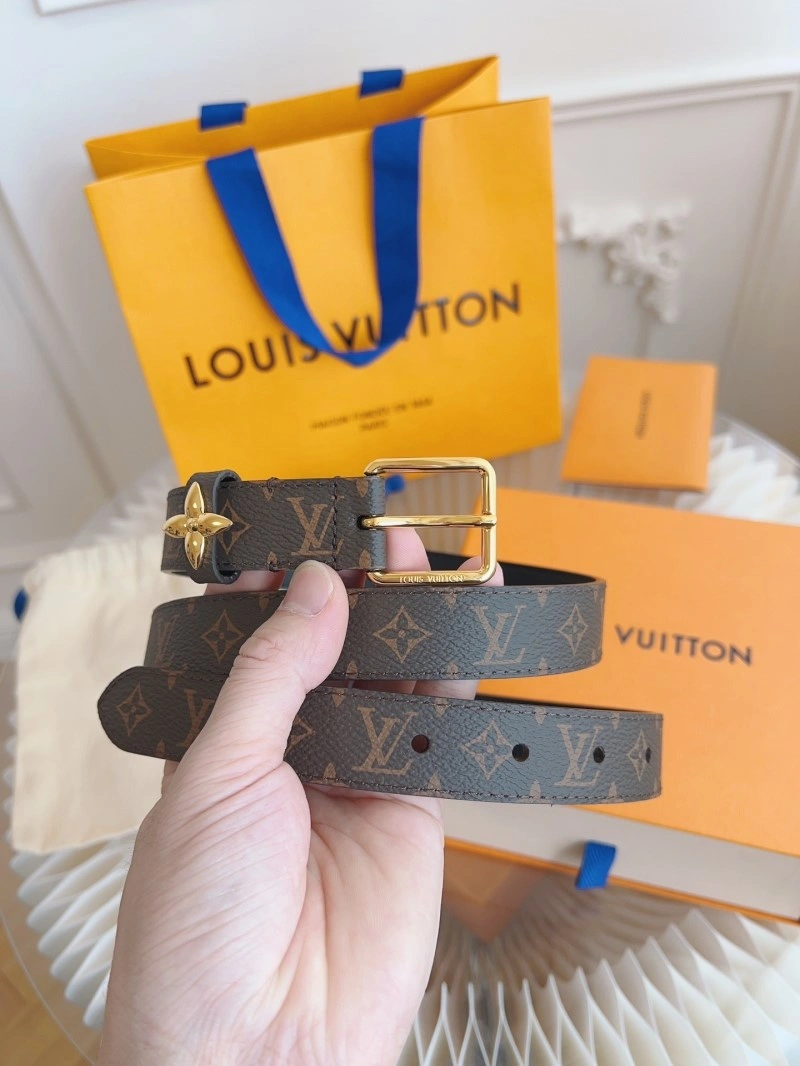 Low-cost Louis Vuitton Belts