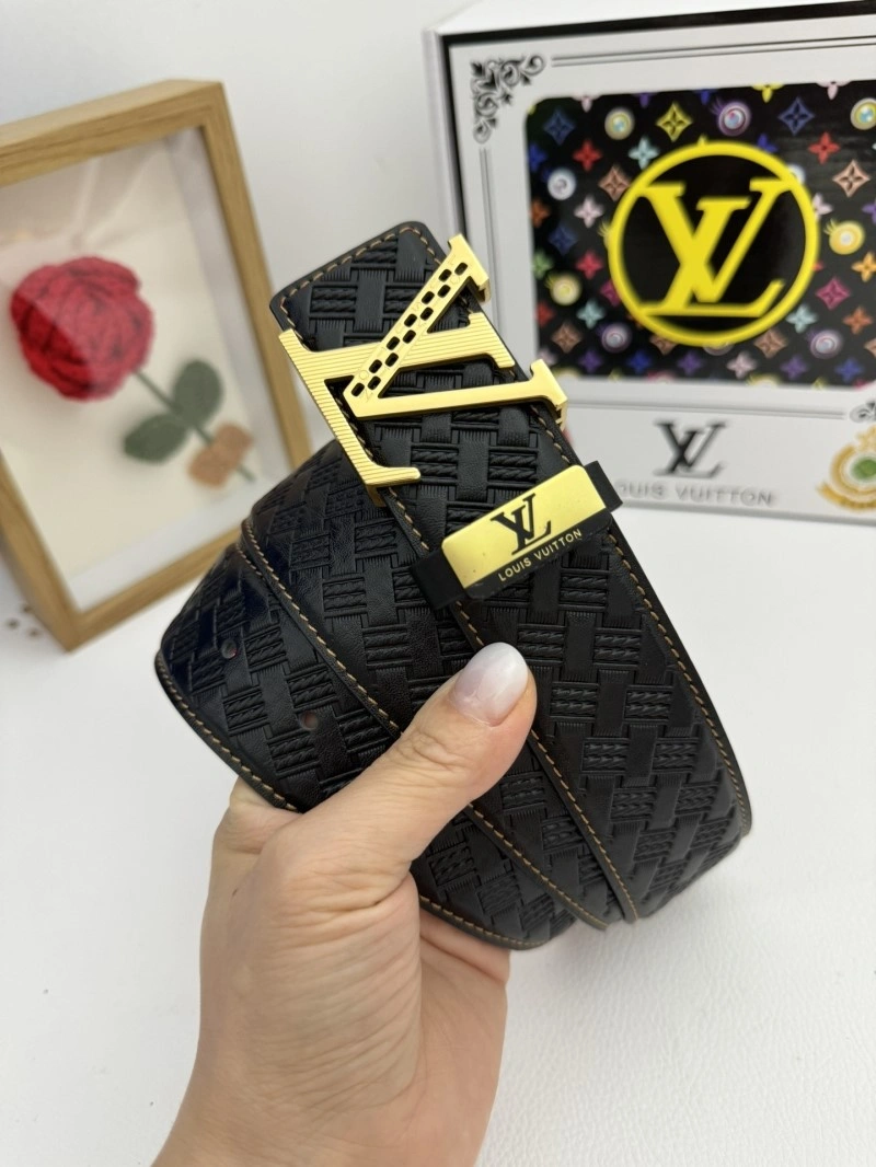 Accurate model Louis Vuitton Belts