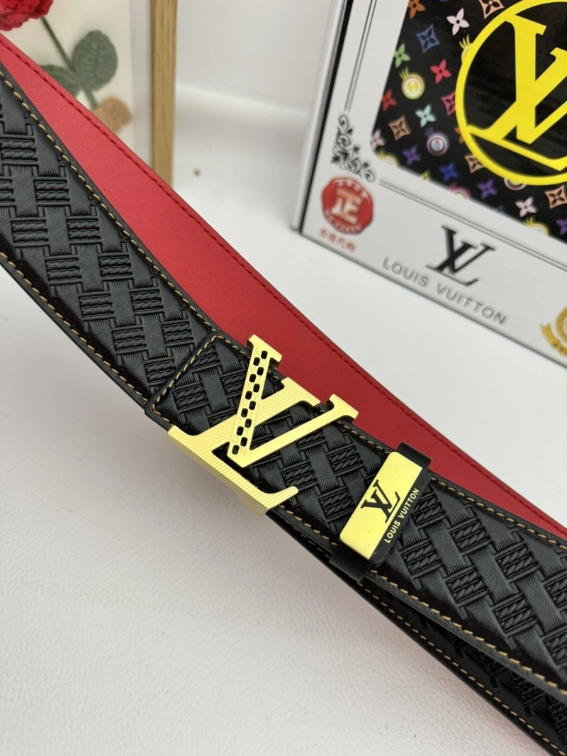 Accurate model Louis Vuitton Belts