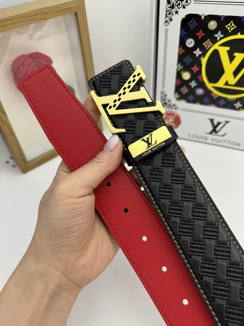 Accurate model Louis Vuitton Belts
