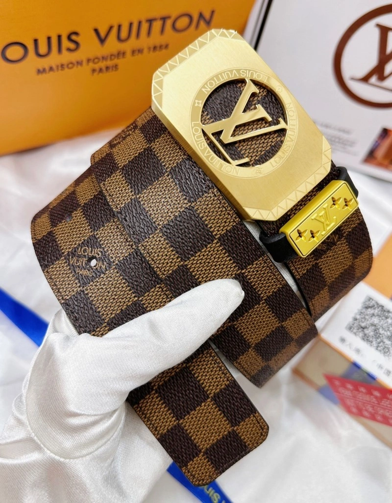 Low-cost Louis Vuitton Belts