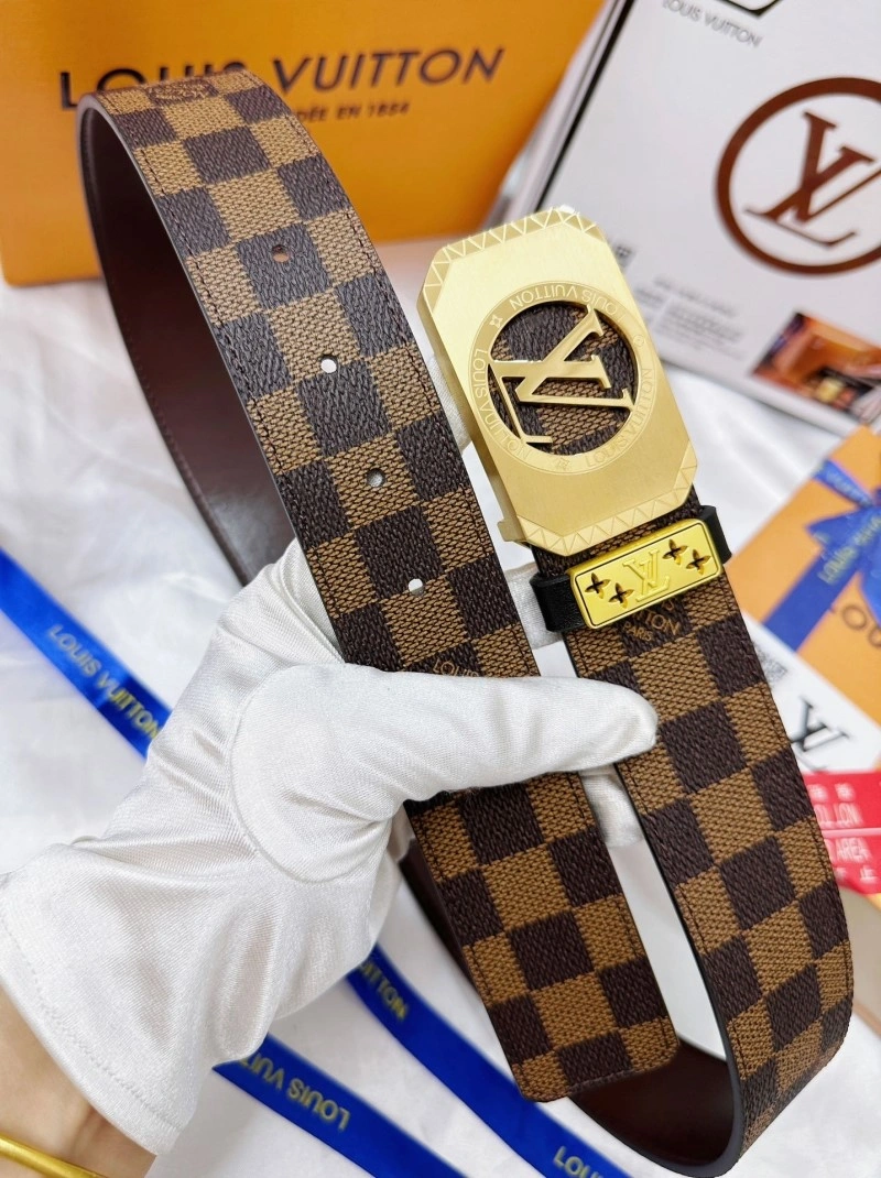 Low-cost Louis Vuitton Belts